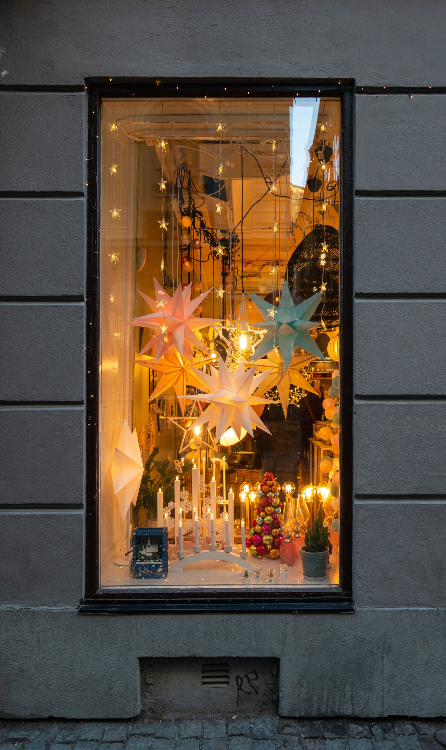 7 Visual Merchandising Tips for Transitioning Seasons on a Budget ...